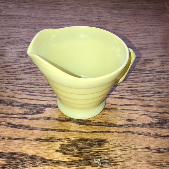 Vintage | Dining | Vintage Yellow Milkglass Creamer | Poshmark